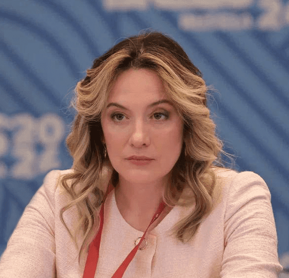 The Dynamic Engagement of Women in BRICS. Their Quest for Cultural ...